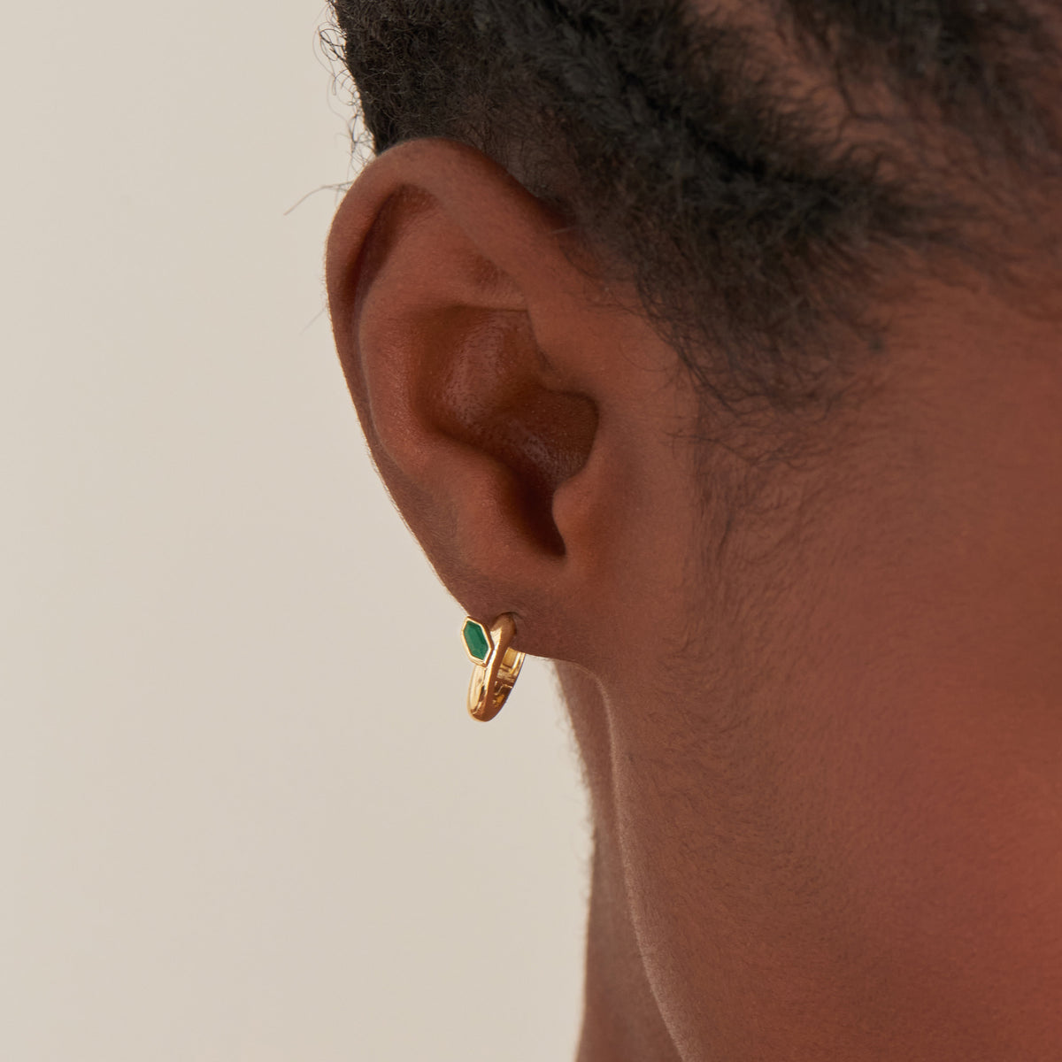 Gold Malachite Emblem Huggie Hoop Earrings – Ania Haie EU