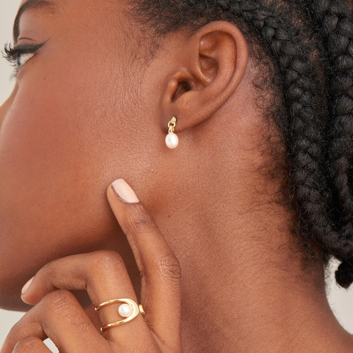 Gold Pearl Drop Stud Earrings – Ania Haie EU